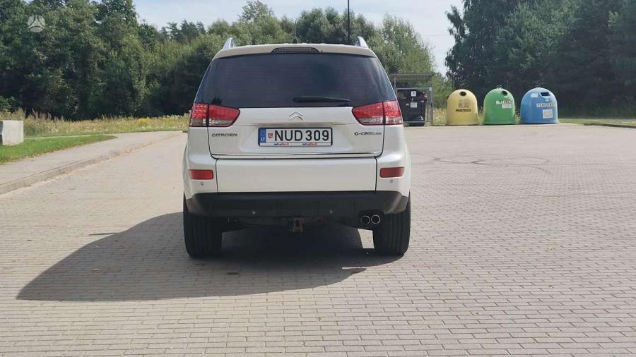 Balts Citroen C-Crosser 2011 Tauragė, ar dzinēja tilpumu 2.18 L un nobraukumu 314 tūkst. km par 4200 €, foto 8 vietnē AUTOMOTO.COM.LV
