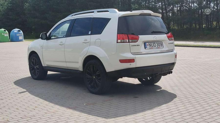 Balts Citroen C-Crosser 2011 Tauragė, ar dzinēja tilpumu 2.18 L un nobraukumu 314 tūkst. km par 4200 €, foto 9 vietnē AUTOMOTO.COM.LV
