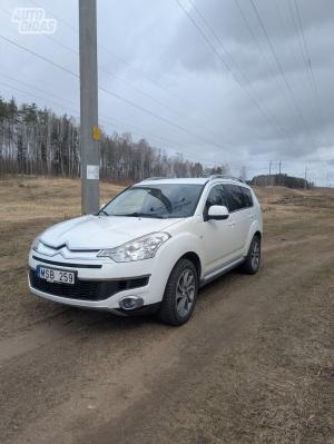 Balts Citroen C-Crosser 2012 Viļņa, ar dzinēja tilpumu 2.20 L un nobraukumu 337 tūkst. km par 4100 €, foto  vietnē AUTOMOTO.COM.LV