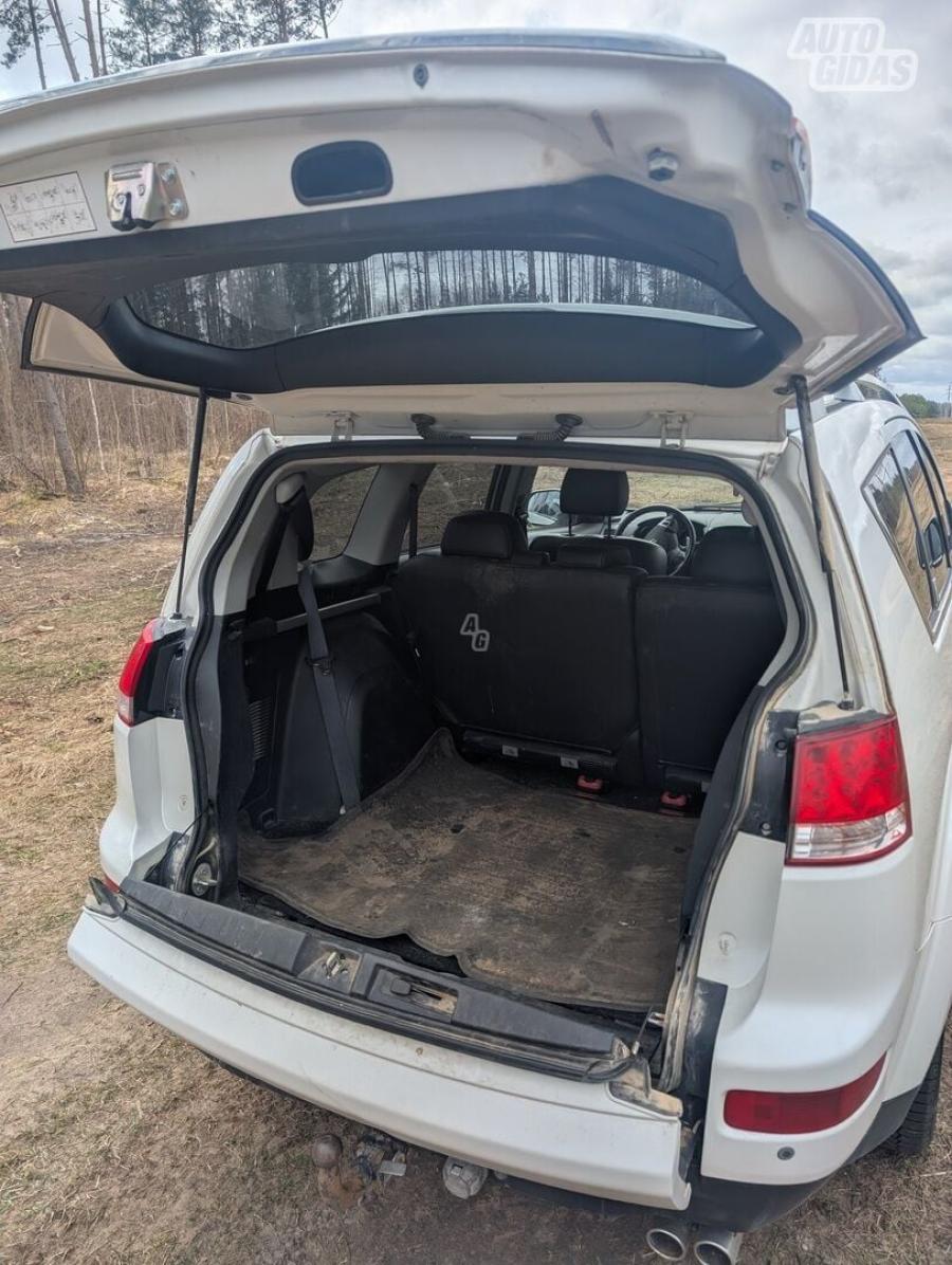 White Citroen C-Crosser 2012 in Vilnius, with an engine capacity of 2.20 L and mileage of 337 thousand km for 3950 €, photo 11 on AUTOMOTO.COM.LV