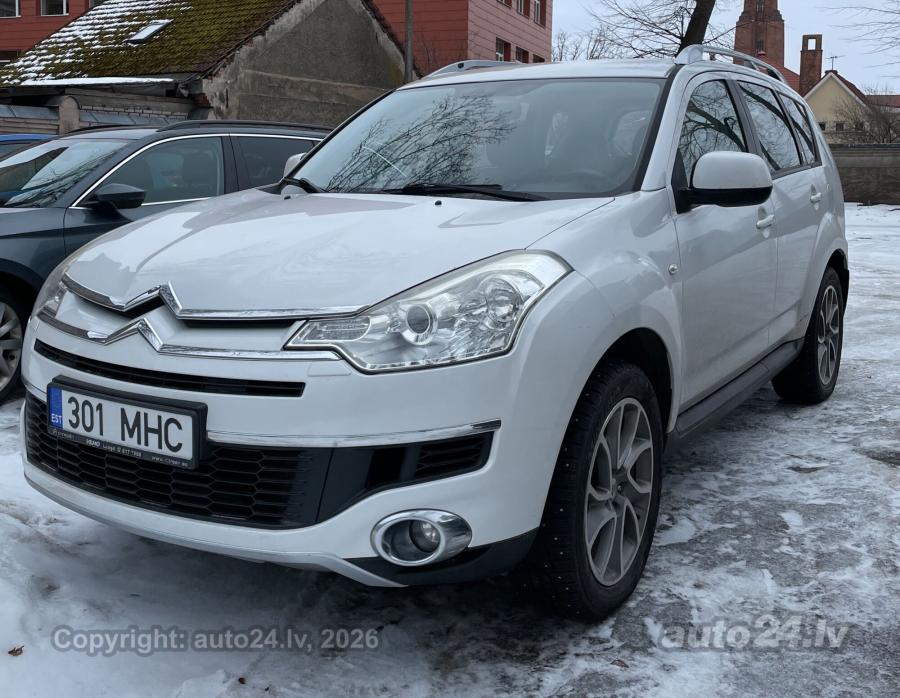 Balts Citroen C-Crosser 2011 Tallina, ar dzinēja tilpumu 2.40 L un nobraukumu 245 tūkst. km par 4500 €, foto 4 vietnē AUTOMOTO.COM.LV