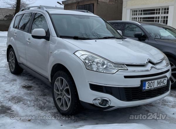 Balts Citroen C-Crosser 2011 Tallina, ar dzinēja tilpumu 2.40 L un nobraukumu 245 tūkst. km par 4500 €, foto 4 vietnē AUTOMOTO.COM.LV