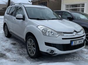 Balts Citroen C-Crosser 2011 Tallina, ar dzinēja tilpumu 2.40 L un nobraukumu 245 tūkst. km par 4500 €, foto 5 vietnē AUTOMOTO.COM.LV