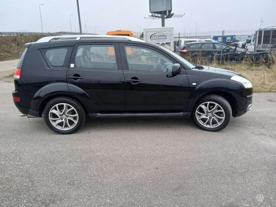 Melns Citroen C-Elysee 2009 Marijampole, ar dzinēja tilpumu 2.20 L un nobraukumu 241 tūkst. km par 3699 €, foto 4 vietnē AUTOMOTO.COM.LV