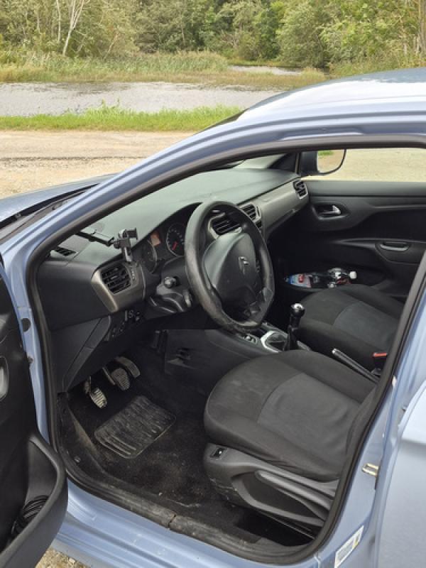 Zils Citroen C-Elysee 2013 Rakvere, ar dzinēja tilpumu 1.60 L un nobraukumu 321 tūkst. km par 1700 €, foto 10 vietnē AUTOMOTO.COM.LV