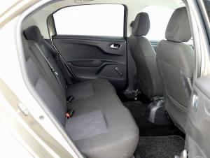 Zaļš Citroen C-Elysee 2013 Tallina, ar dzinēja tilpumu 1.20 L un nobraukumu 212 tūkst. km par 1799 €, foto 8 vietnē AUTOMOTO.COM.LV