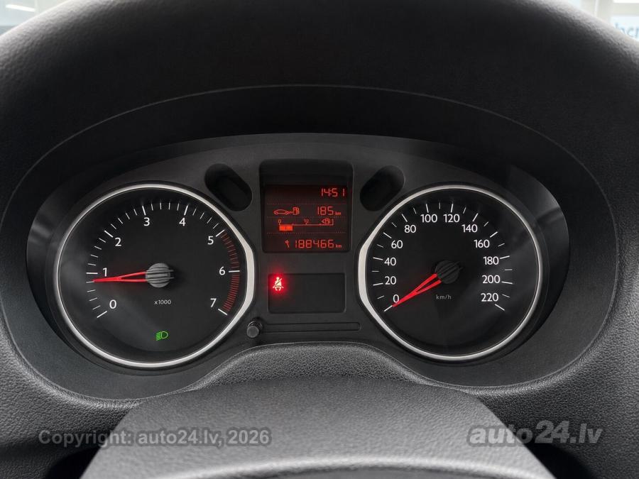 Grey Citroen C-Elysee 2013 in Tallinn, with an engine capacity of 1.60 L and mileage of 188 thousand km for 1999 €, photo 7 on AUTOMOTO.COM.LV