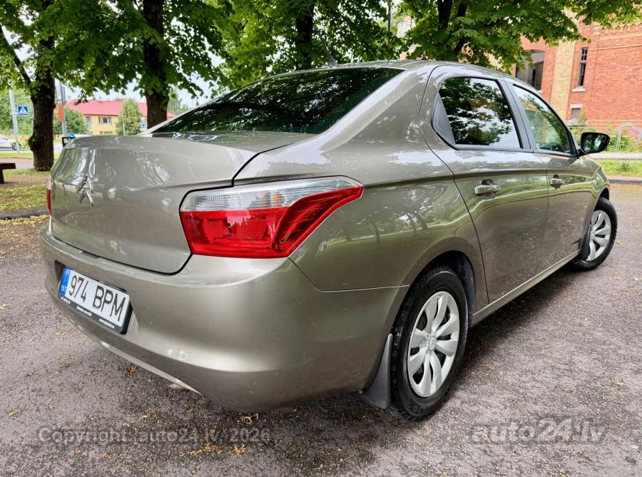 Pelēks Citroen C-Elysee 2013 Tallina, ar dzinēja tilpumu 1.20 L un nobraukumu 212 tūkst. km par 2499 €, foto 4 vietnē AUTOMOTO.COM.LV