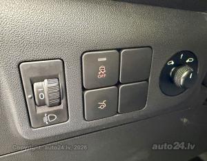 Pelēks Citroen C-Elysee 2013 Tallina, ar dzinēja tilpumu 1.20 L un nobraukumu 212 tūkst. km par 2499 €, foto 13 vietnē AUTOMOTO.COM.LV