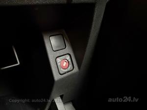 Pelēks Citroen C-Elysee 2013 Tallina, ar dzinēja tilpumu 1.20 L un nobraukumu 212 tūkst. km par 2499 €, foto 14 vietnē AUTOMOTO.COM.LV