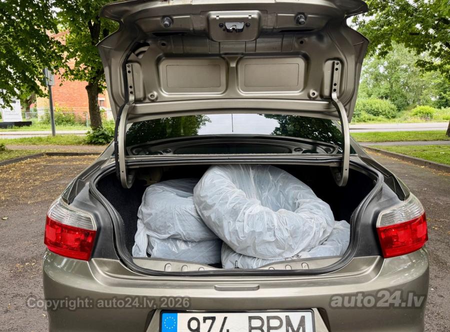 Pelēks Citroen C-Elysee 2013 Tallina, ar dzinēja tilpumu 1.20 L un nobraukumu 212 tūkst. km par 2499 €, foto 20 vietnē AUTOMOTO.COM.LV
