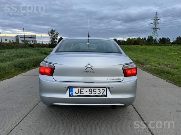 Ситроен С-Элизе 2013 в Рига на AUTOMOTO.COM.LV Серый Ситроен С-Элизе 2013 в Рига, объемом двигателя 1.60 л и пробегом 270 тыс. км за 1950 €, фото 4 на AUTOMOTO.COM.LV