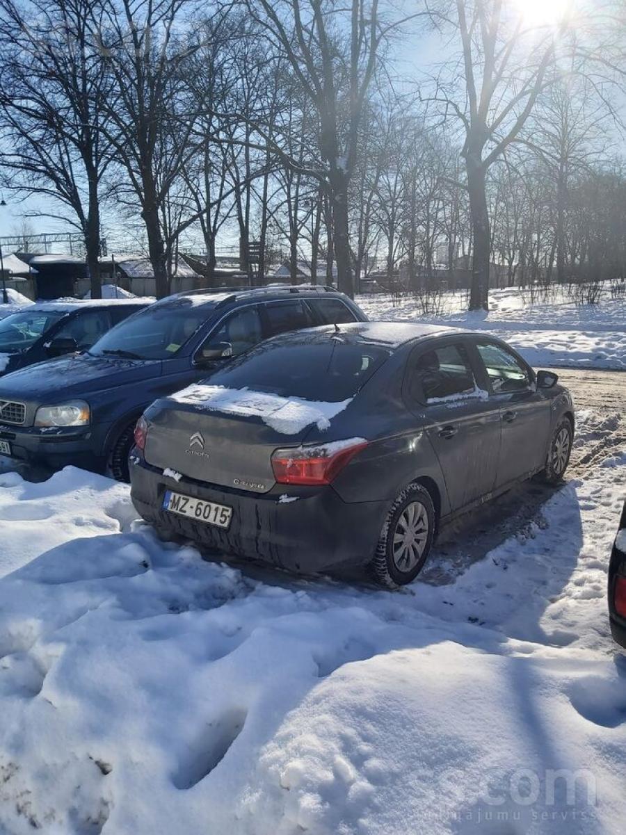 Pelēks Citroen C-Elysee 2014 Rīga, ar dzinēja tilpumu 1.60 L un nobraukumu 710 tūkst. km par 1250 €, foto 3 vietnē AUTOMOTO.COM.LV