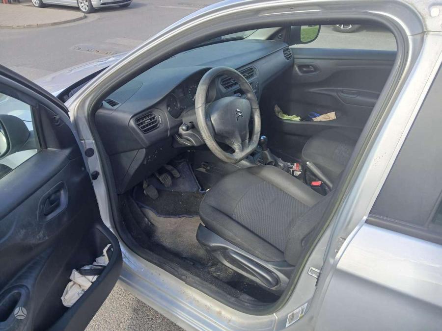 Grey Citroen C-Elysee 2015 in Vilnius, with an engine capacity of 1.20 L and mileage of 94 thousand km for 2200 €, photo 6 on AUTOMOTO.COM.LV
