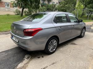 Pelēks Citroen C-Elysee 2017 Rīga, ar dzinēja tilpumu 1.20 L un nobraukumu 95 tūkst. km par 4500 €, foto 4 vietnē AUTOMOTO.COM.LV