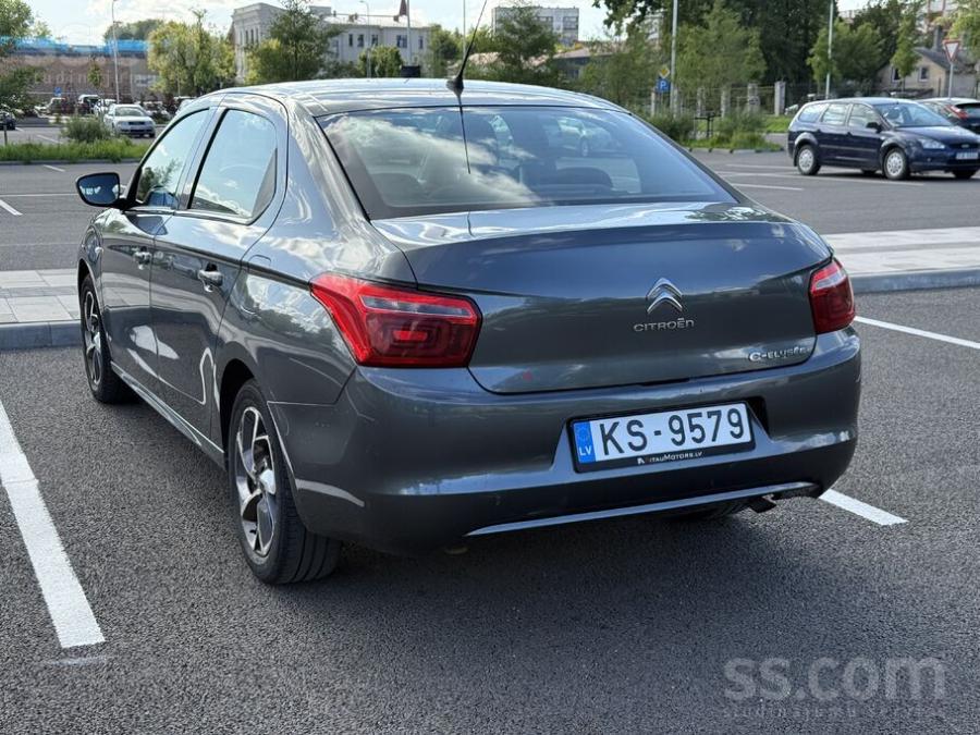 Pelēks Citroen C-Elysee 2017 Rīga, ar dzinēja tilpumu 1.20 L un nobraukumu 85 tūkst. km par 5000 €, foto 4 vietnē AUTOMOTO.COM.LV