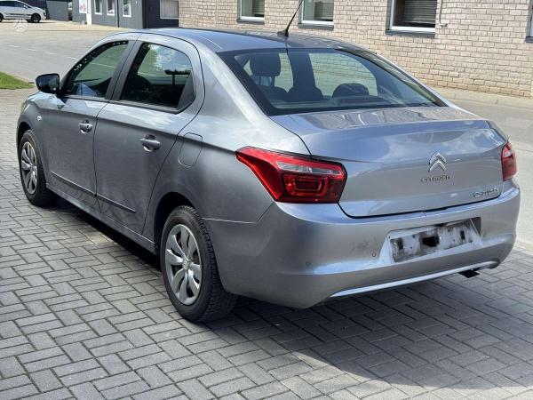 Pelēks Citroen C-Elysee 2018 Tauragė, ar dzinēja tilpumu 1.20 L un nobraukumu 176 tūkst. km par 2400 €, foto 5 vietnē AUTOMOTO.COM.LV