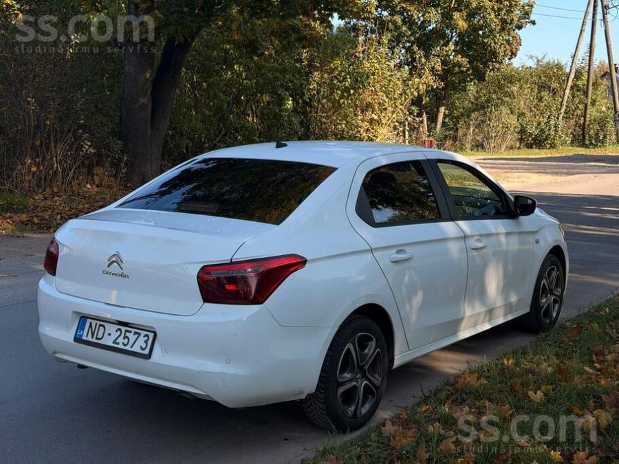 White Citroen C-Elysee 2017 in Riga, with an engine capacity of 1.60 L and mileage of 295 thousand km for 3900 €, photo 7 on AUTOMOTO.COM.LV