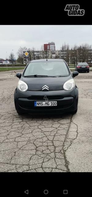Black Citroen C1 2007 in Klaipeda, with an engine capacity of 1.00 L and mileage of 124 thousand km for 1850 €, photo 3 on AUTOMOTO.COM.LV