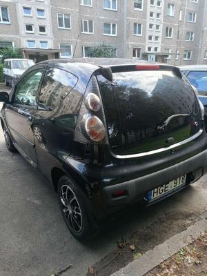 Melns Citroen C1 2007 Kauņa, ar dzinēja tilpumu 1.00 L un nobraukumu 201 tūkst. km par 1500 €, foto 5 vietnē AUTOMOTO.COM.LV