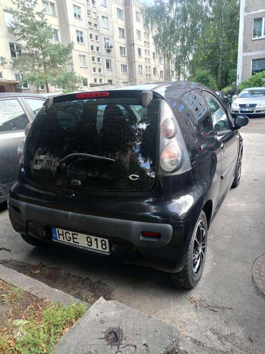 Melns Citroen C1 2007 Kauņa, ar dzinēja tilpumu 1.00 L un nobraukumu 201 tūkst. km par 1500 €, foto 6 vietnē AUTOMOTO.COM.LV