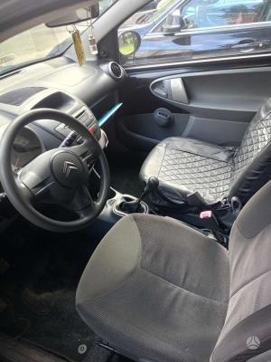 Melns Citroen C1 2007 Kauņa, ar dzinēja tilpumu 1.00 L un nobraukumu 201 tūkst. km par 1500 €, foto 7 vietnē AUTOMOTO.COM.LV