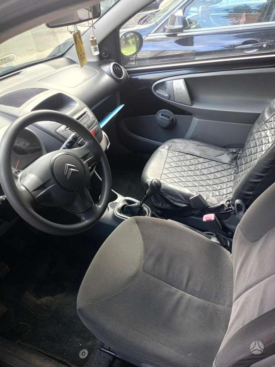 Melns Citroen C1 2007 Kauņa, ar dzinēja tilpumu 1.00 L un nobraukumu 201 tūkst. km par 1500 €, foto 7 vietnē AUTOMOTO.COM.LV