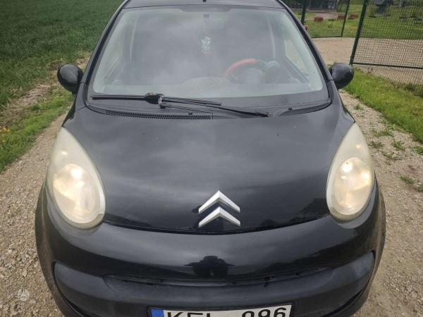 Black Citroen C1 2007 in Siauliai, with an engine capacity of 1.40 L and mileage of 227 thousand km for 400 €, photo 11 on AUTOMOTO.COM.LV