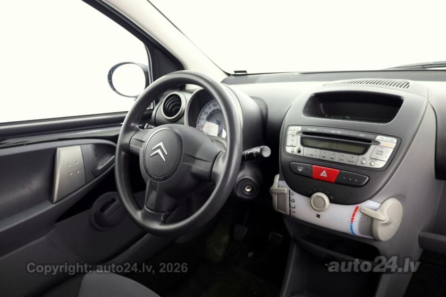 Black Citroen C1 2008 in Tallinn, with an engine capacity of 1.00 L and mileage of 93 thousand km for 799 €, photo 5 on AUTOMOTO.COM.LV