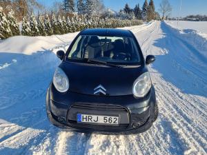 Black Citroen C1 2009 in Siauliai, with an engine capacity of 1.00 L and mileage of 133 thousand km for 1650 €, photo  on AUTOMOTO.COM.LV