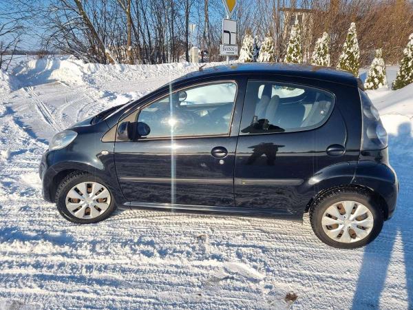 Black Citroen C1 2009 in Siauliai, with an engine capacity of 1.00 L and mileage of 133 thousand km for 1650 €, photo 3 on AUTOMOTO.COM.LV
