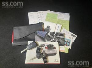Melns Citroen C1 2014 Rīga, ar dzinēja tilpumu 1.00 L un nobraukumu 276 tūkst. km par 3300 €, foto 24 vietnē AUTOMOTO.COM.LV