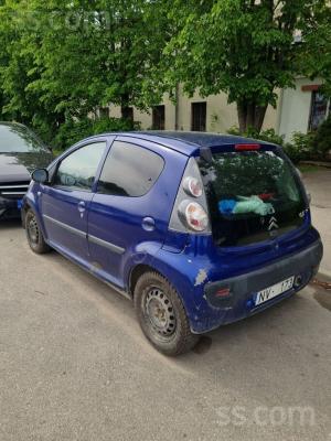 Zils Citroen C1 2006 Rīga, ar dzinēja tilpumu 1.00 L un nobraukumu 230 tūkst. km par 500 €, foto 5 vietnē AUTOMOTO.COM.LV