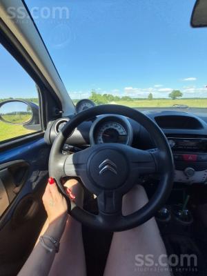 Zils Citroen C1 2012 Ogre, ar dzinēja tilpumu 1.00 L un nobraukumu 275 tūkst. km par 1900 €, foto 4 vietnē AUTOMOTO.COM.LV