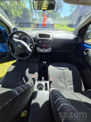 Zils Citroen C1 2012 Ogre, ar dzinēja tilpumu 1.00 L un nobraukumu 275 tūkst. km par 1900 €, foto 8 vietnē AUTOMOTO.COM.LV