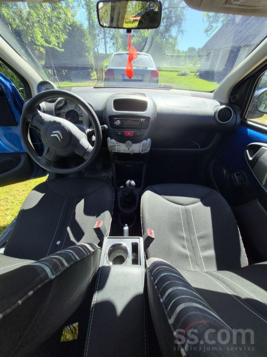 Zils Citroen C1 2012 Ogre, ar dzinēja tilpumu 1.00 L un nobraukumu 275 tūkst. km par 1900 €, foto 8 vietnē AUTOMOTO.COM.LV