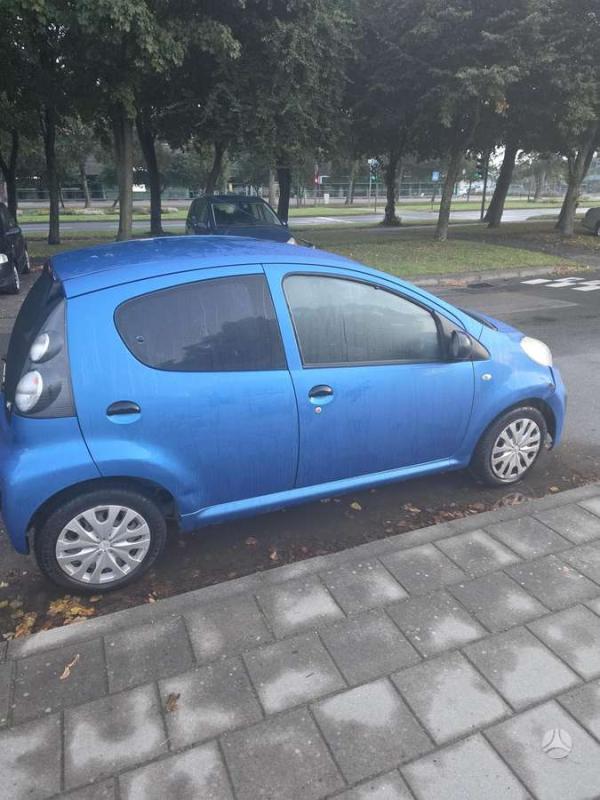Blue Citroen C1 2012 in Klaipeda, with an engine capacity of 1.00 L and mileage of 209 thousand km for 950 €, photo 4 on AUTOMOTO.COM.LV