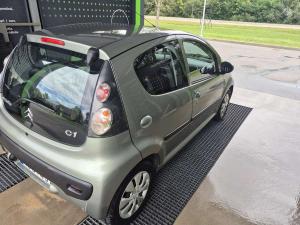 Zaļš Citroen C1 2011 Jonava, ar dzinēja tilpumu 1.00 L un nobraukumu 207 tūkst. km par 1150 €, foto 5 vietnē AUTOMOTO.COM.LV
