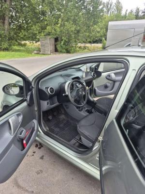 Zaļš Citroen C1 2011 Jonava, ar dzinēja tilpumu 1.00 L un nobraukumu 207 tūkst. km par 1150 €, foto 6 vietnē AUTOMOTO.COM.LV