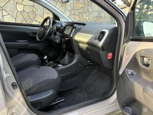 Green Citroen C1 2015 in Panevezys, with an engine capacity of 1.00 L and mileage of 145 thousand km for 5700 €, photo 10 on AUTOMOTO.COM.LV