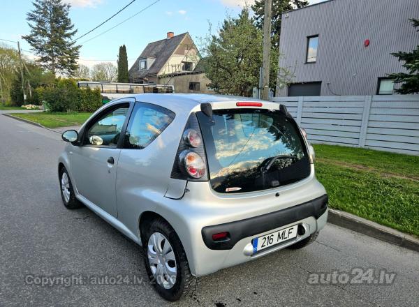 Pelēks Citroen C1 2008 Tallina, ar dzinēja tilpumu 1.00 L un nobraukumu 294 tūkst. km par 590 €, foto 3 vietnē AUTOMOTO.COM.LV