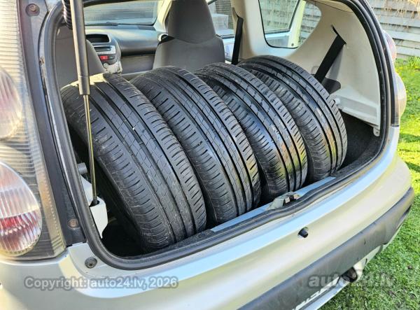 Pelēks Citroen C1 2008 Tallina, ar dzinēja tilpumu 1.00 L un nobraukumu 294 tūkst. km par 590 €, foto 10 vietnē AUTOMOTO.COM.LV
