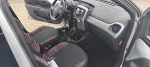 Pelēks Citroen C1 2017 Tauragė, ar dzinēja tilpumu 1.20 L un nobraukumu 112 tūkst. km par 3600 €, foto 12 vietnē AUTOMOTO.COM.LV