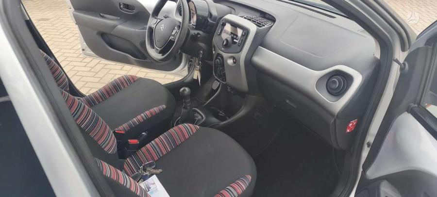 Pelēks Citroen C1 2017 Tauragė, ar dzinēja tilpumu 1.20 L un nobraukumu 112 tūkst. km par 3600 €, foto 12 vietnē AUTOMOTO.COM.LV