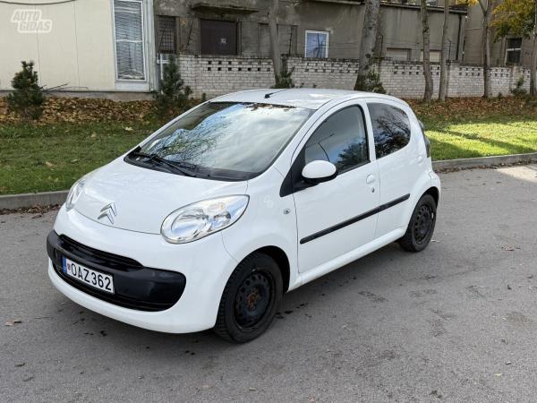 Citroen C1 2008 in Ukmerge, with an engine capacity of 1.00 L and mileage of 114 thousand km for 1350 €, photo 1 on AUTOMOTO.COM.LV