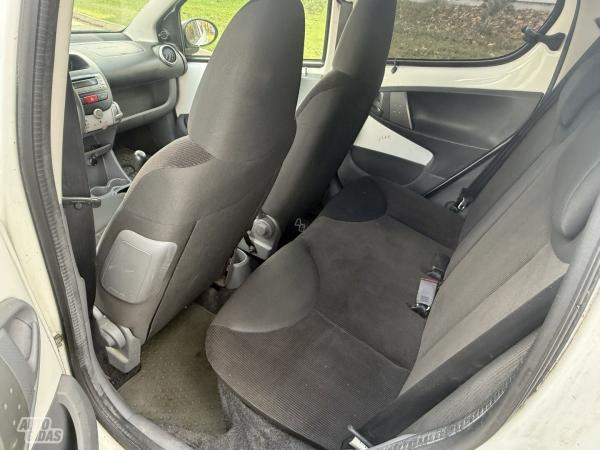 Citroen C1 2008 in Ukmerge, with an engine capacity of 1.00 L and mileage of 114 thousand km for 1350 €, photo 8 on AUTOMOTO.COM.LV