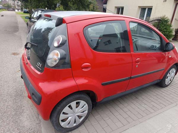 Ситроен С1 2006 в Мариямполе на AUTOMOTO.COM.LV Красный Ситроен С1 2006 в Мариямполе, объемом двигателя 1.00 л и пробегом 167 тыс. км за 999 €, фото 6 на AUTOMOTO.COM.LV