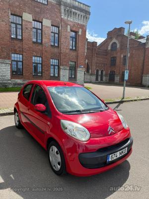 Sarkans Citroen C1 2007 Tallina, ar dzinēja tilpumu 1.00 L un nobraukumu 108 tūkst. km par 1599 €, foto 3 vietnē AUTOMOTO.COM.LV
