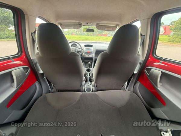 Красный Ситроен С1 2007 в Таллин, объемом двигателя 1.00 л и пробегом 105 тыс. км за 1499 €, фото 8 на AUTOMOTO.COM.LV