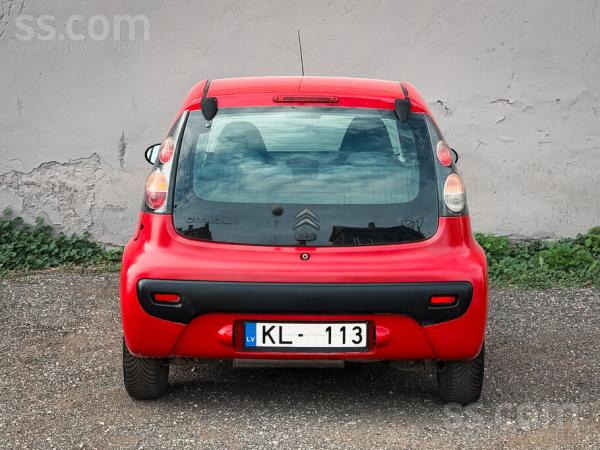 Ситроен С1 2007 в Рига на AUTOMOTO.COM.LV Красный Ситроен С1 2007 в Рига, объемом двигателя 1.00 л и пробегом 178 тыс. км за 1350 €, фото 4 на AUTOMOTO.COM.LV